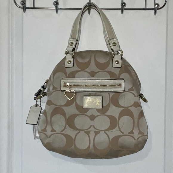 Coach | Bags | Coach Daisy Signature Satchel | Poshmark